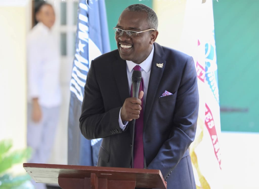 Bryan Honors USVI Vietnam Vets | St. John Tradewinds News